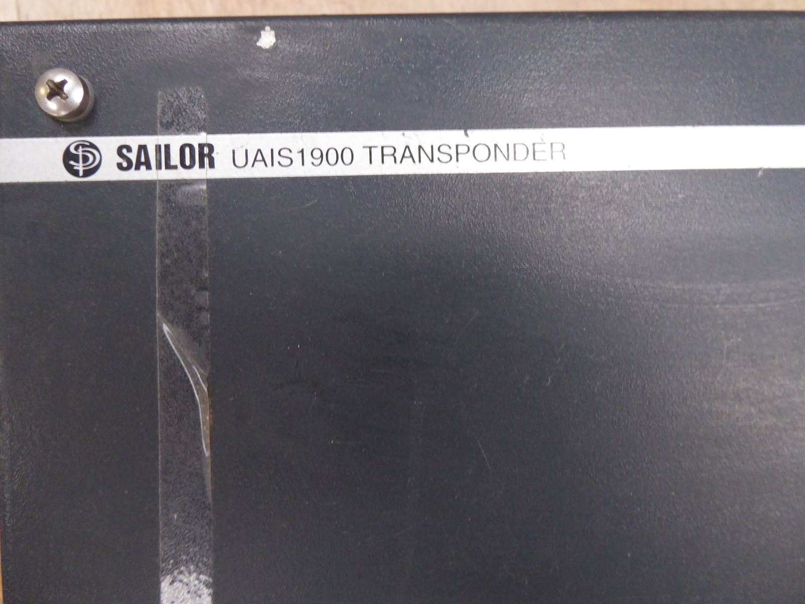 > Sailor UAIS 1900 Transponder - Smedegaarden A/S