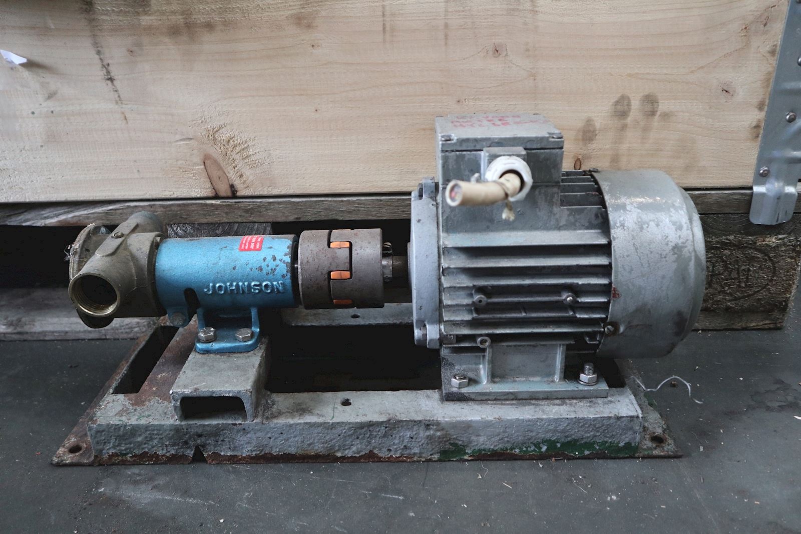 > Johnson Pump AB Pump with motor - Smedegaarden A/S