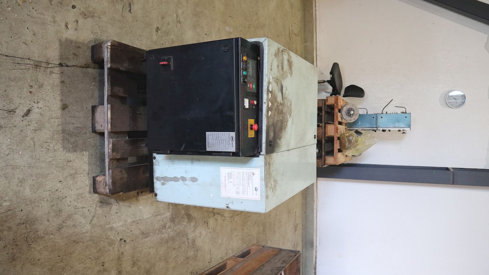 > TMC Compressors Tamrotor Marine Compressors - Smedegaarden A/S