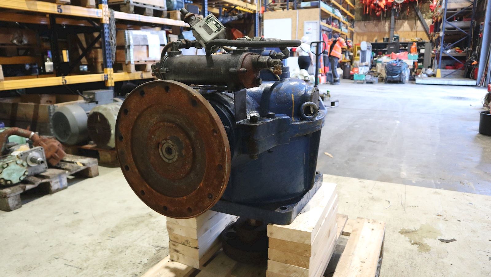 > Kumera Thruster Drives Angle Gearbox KV1V-CB - Smedegaarden A/S
