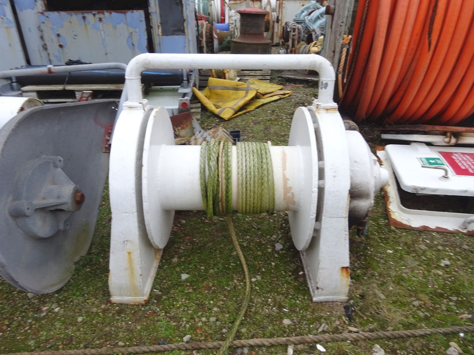 > Single drum winch - Smedegaarden A/S