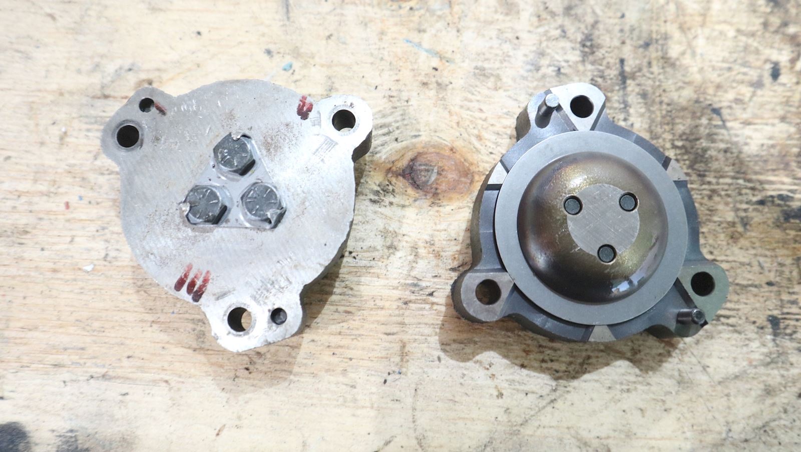 > Carrier Discharge Valve Cage Assembly 17-10617-00 - Smedegaarden A/S