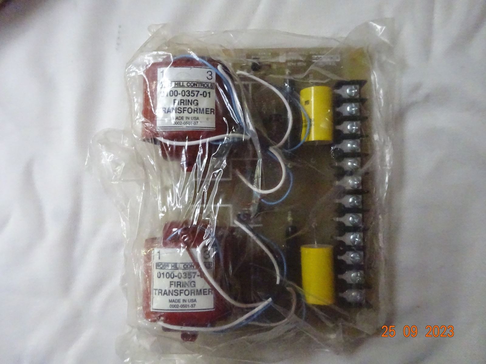 > Zeefax Ltd. Field Supply Pulse Transformer PCB 439T - Smedegaarden A/S