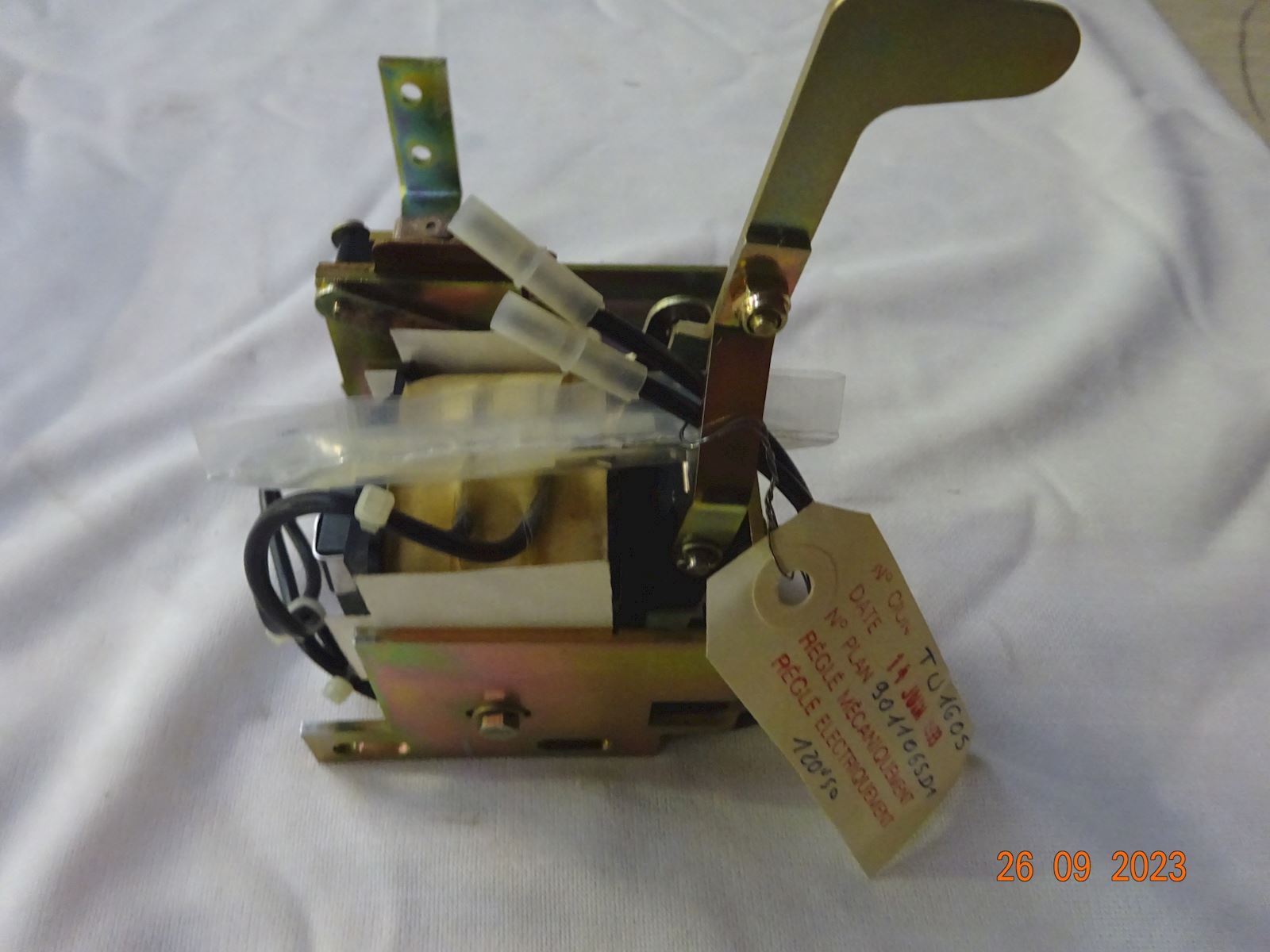 > Merlin Gerin Undervoltage release switch 9011065D1 - Smedegaarden A/S