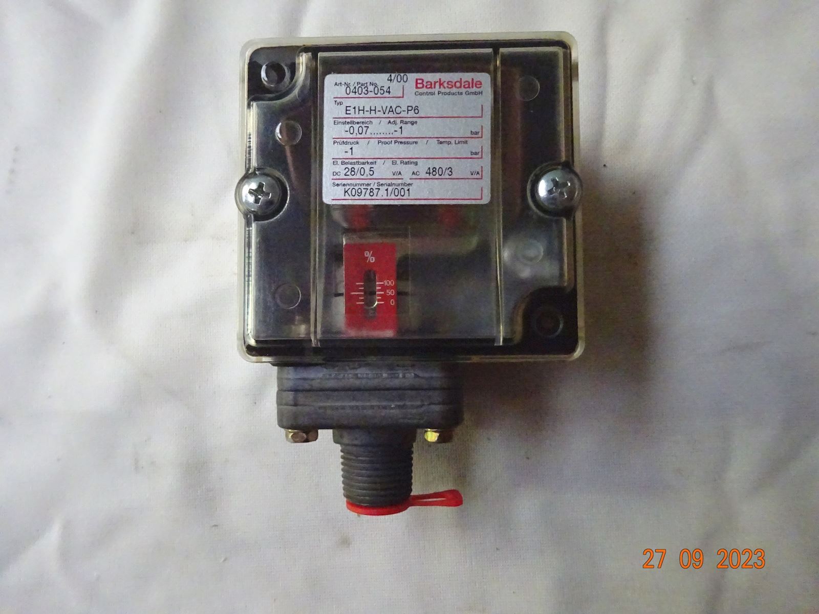> Barksdale Control Products GmbH Pressure Switch 0403-054 / E1H-H-VAC ...