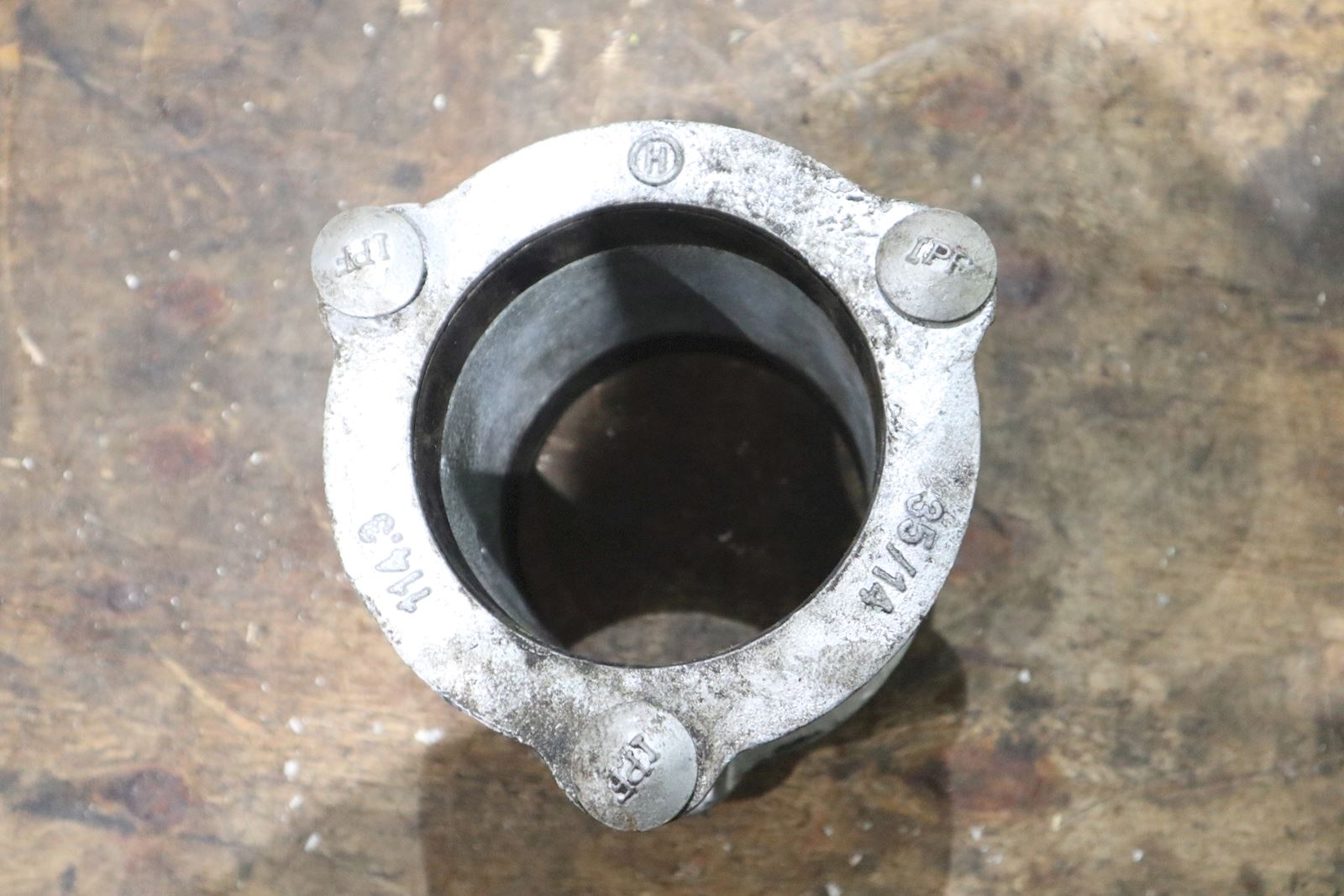 > Universal Pipe Coupling - Smedegaarden A/S