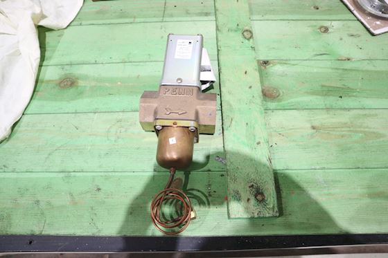 > Johnson Controls Penn V46BE-9600 Water Valve Refrigerants Control ...
