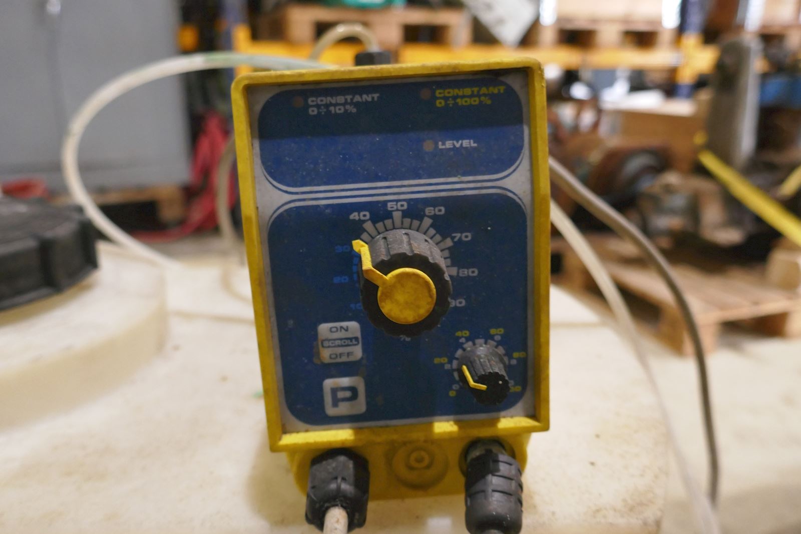 > Emacs Docerings tank 50 l with Solenoid Driven Metering Pump ...