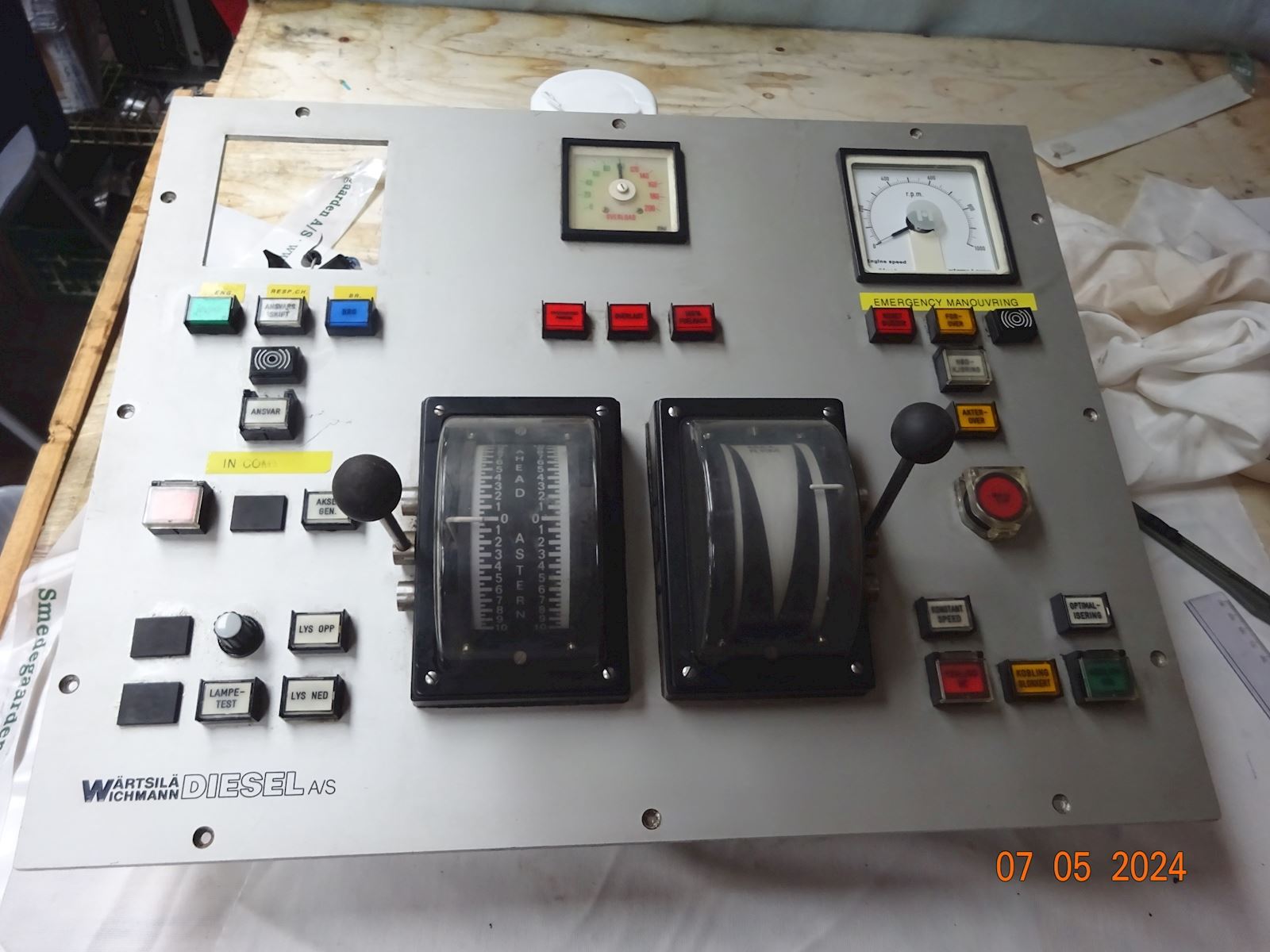 > Wärtsilä- Wartsila Propuslion control panel - Smedegaarden A/S