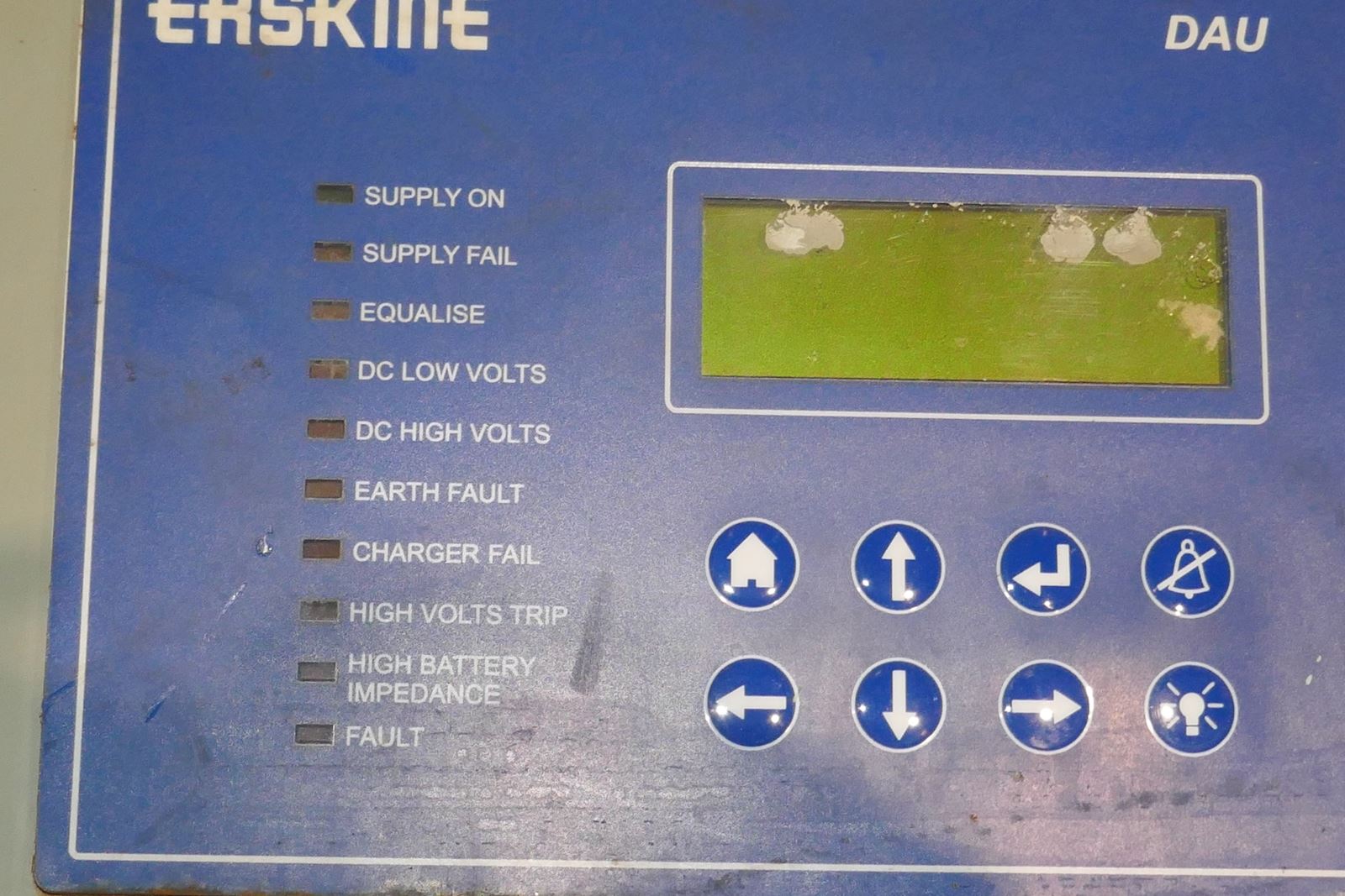 > Erskine DCV 24/25 Charger - Smedegaarden A/S