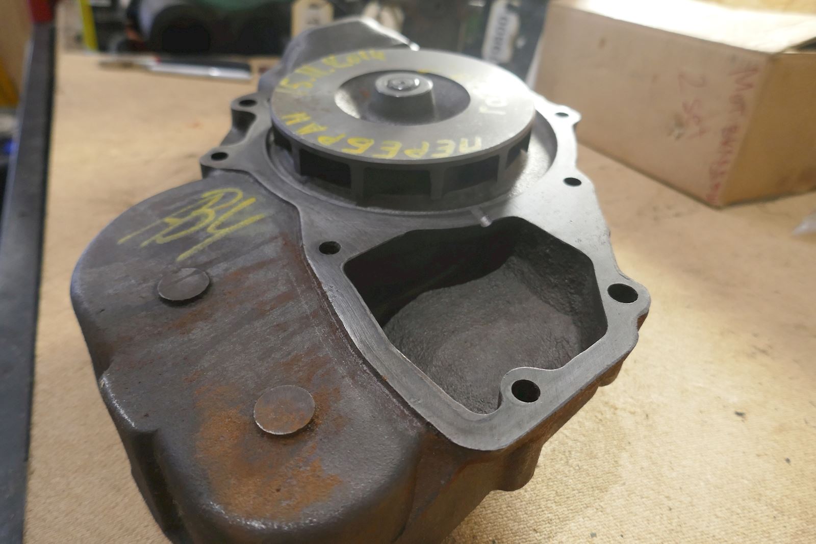 > MAN HT Water Pump - Smedegaarden A/S