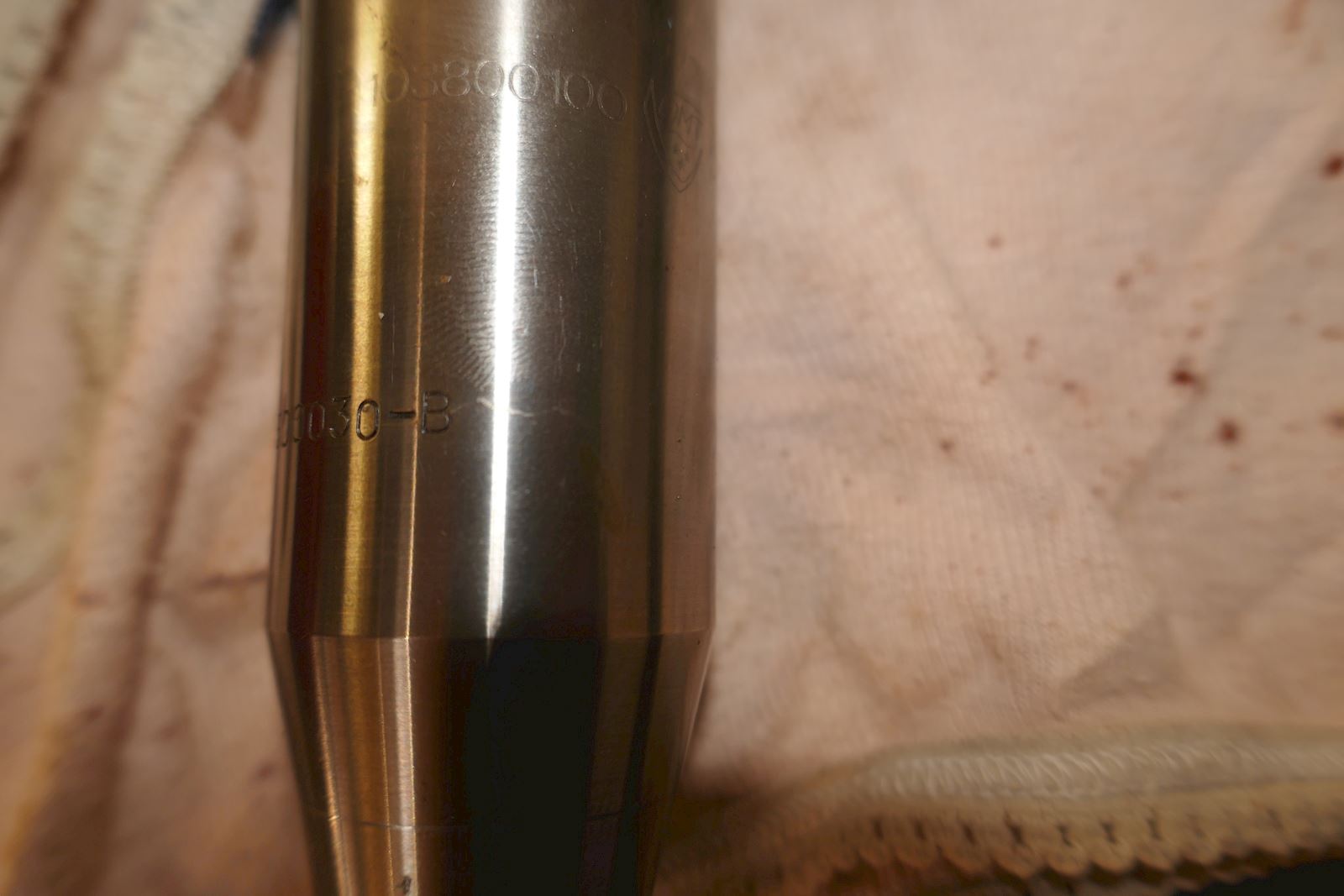 > MAN B&W Spindle Guide Compl. 90910-31-148 - Smedegaarden A/S