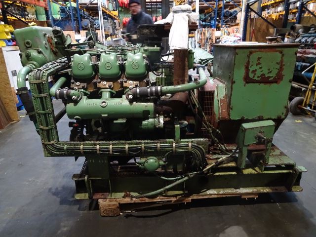 > Mercedes OM 401 - Smedegaarden A/S