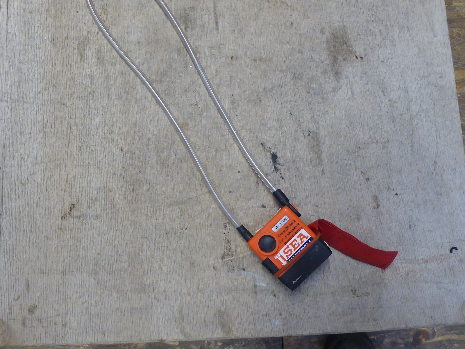 > Sea Marshall PLB8-LR (Personal Locator Beacon) - Smedegaarden A/S