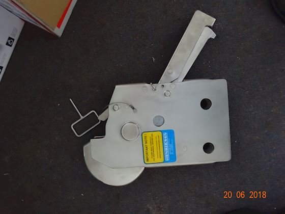 > Henriksen Hook HMKST 8.0 MOB-Hook - Smedegaarden A/S