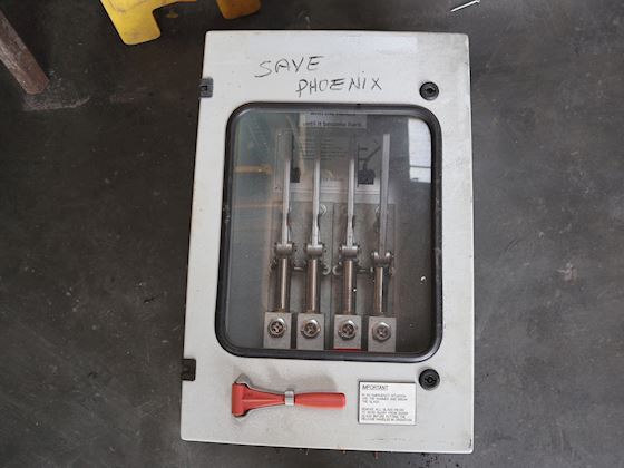 > LK Valves Hydraulic Control Station Cabinet with 4 handles for quick ...